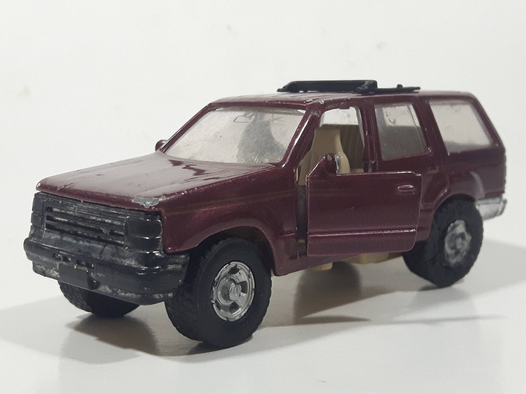 Maisto Ford Explorer Burgundy 1/42 Scale Pullback Motorized Friction D ...