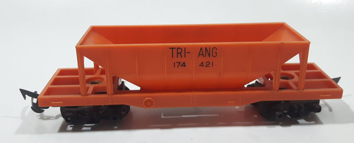 Tri-ang HO/OO Scale R111 174 421 Hopper Orange Plastic Train Car Vehic ...