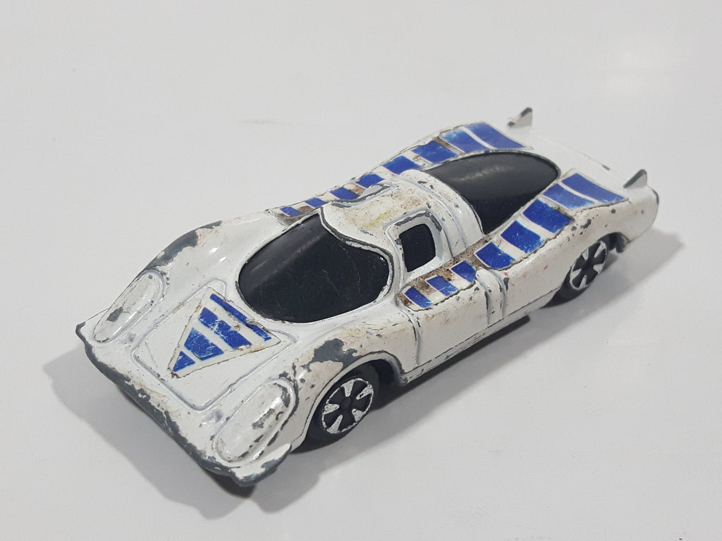 Vintage Uniborn Porsche 917 White Die Cast Toy Car Vehicle Made in Hon ...