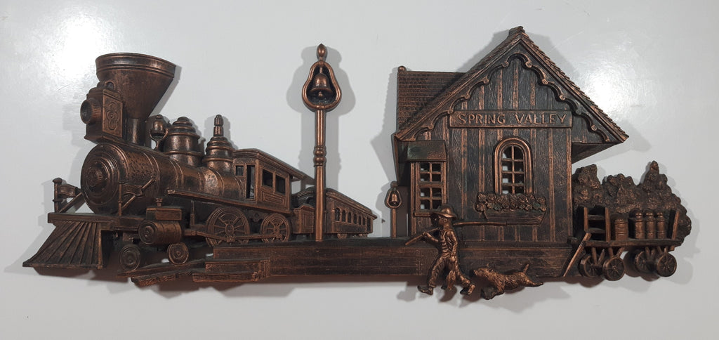 Vintage 1976 MCMLXXVI Dart Industries 7458 Spring Valley Train Station ...