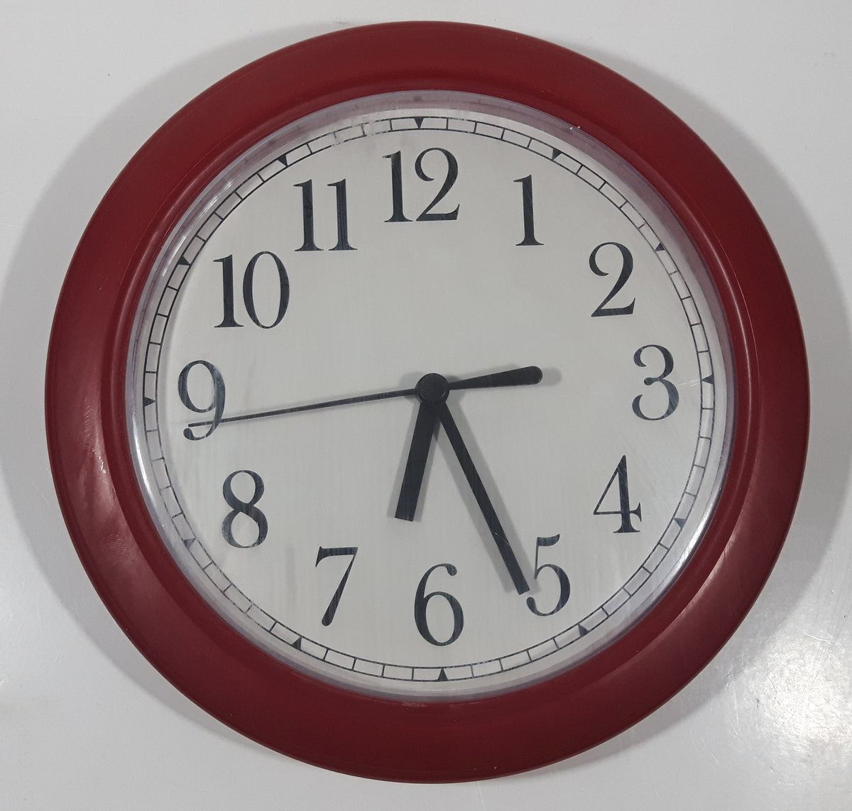 Ingraham Red Plastic 8 1/2" Wall Clock – Treasure Valley Antiques ...
