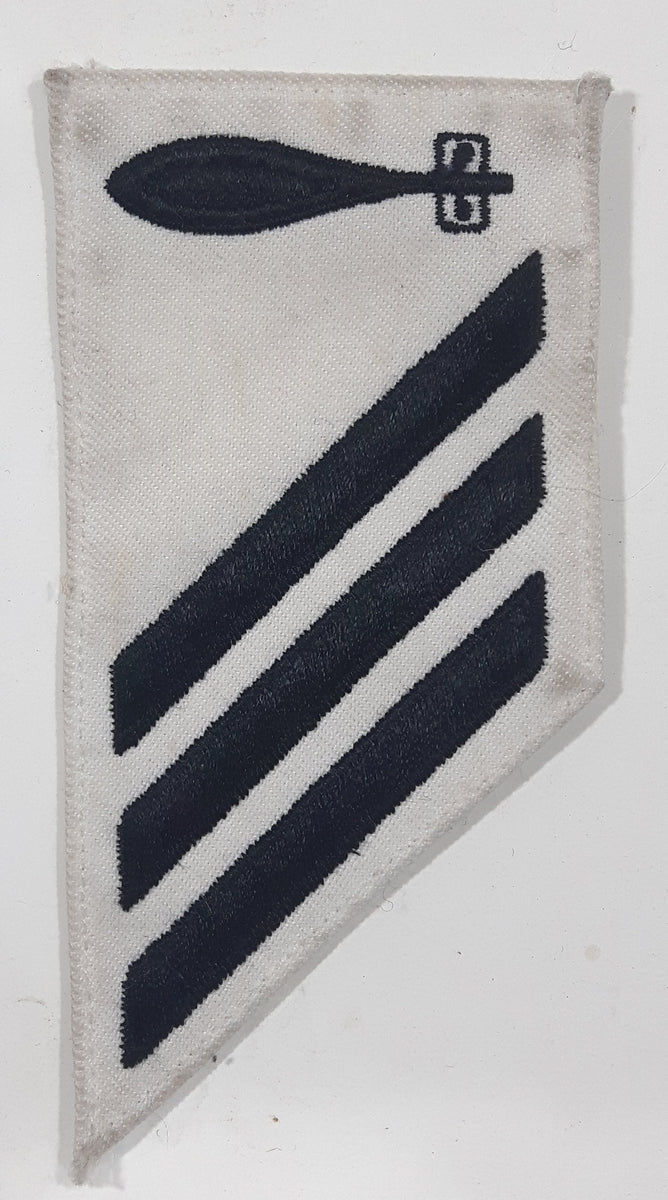 Vintage US Navy E-3 Torpedoman 2 1/2" x 5 1/2" Shoulder Fabric Patch B ...