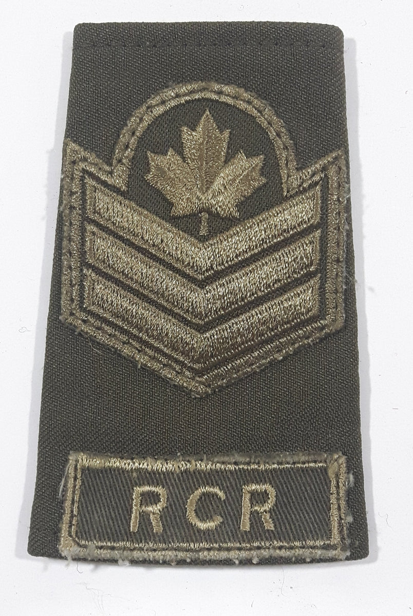 Vintage Royal Canadian Regiment RCR Three Chevrons NCO Sergeant 2 5/8 ...