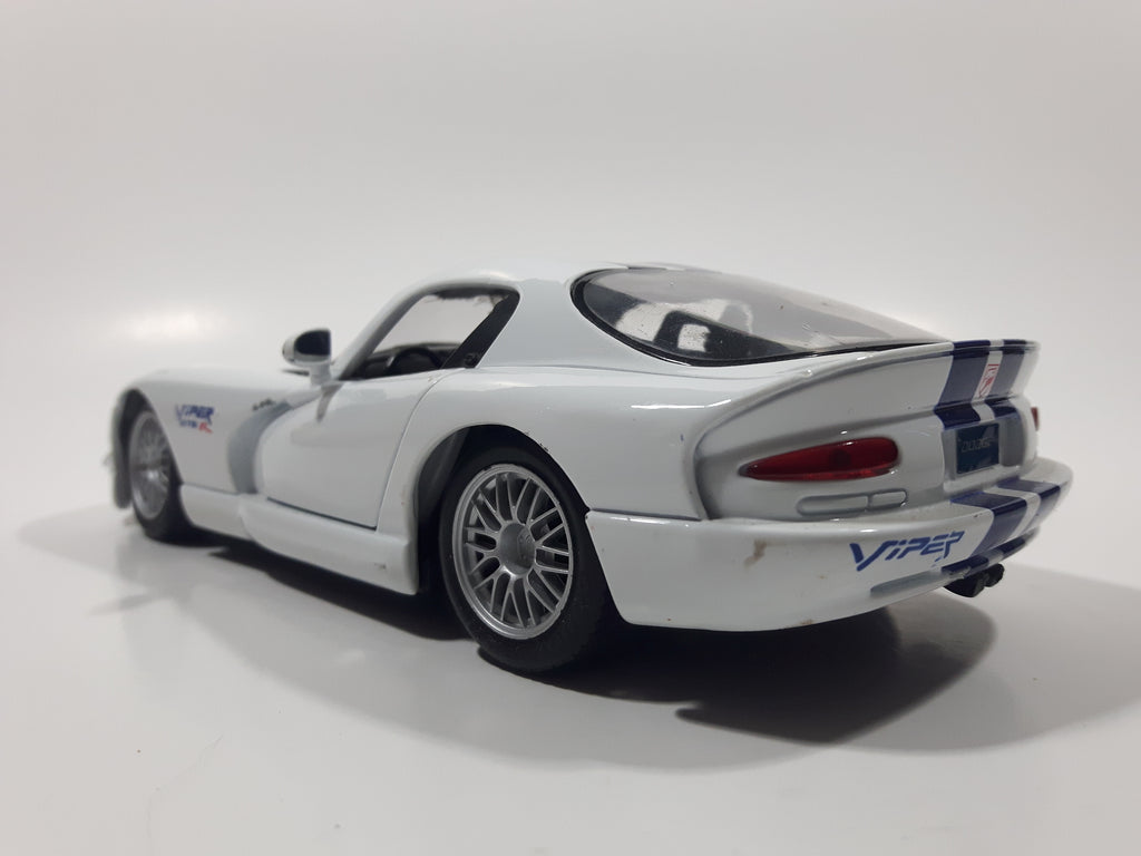 Maisto Dodge Viper GT2 White with Blue Stripes 1/24 Scale Die Cast Toy ...