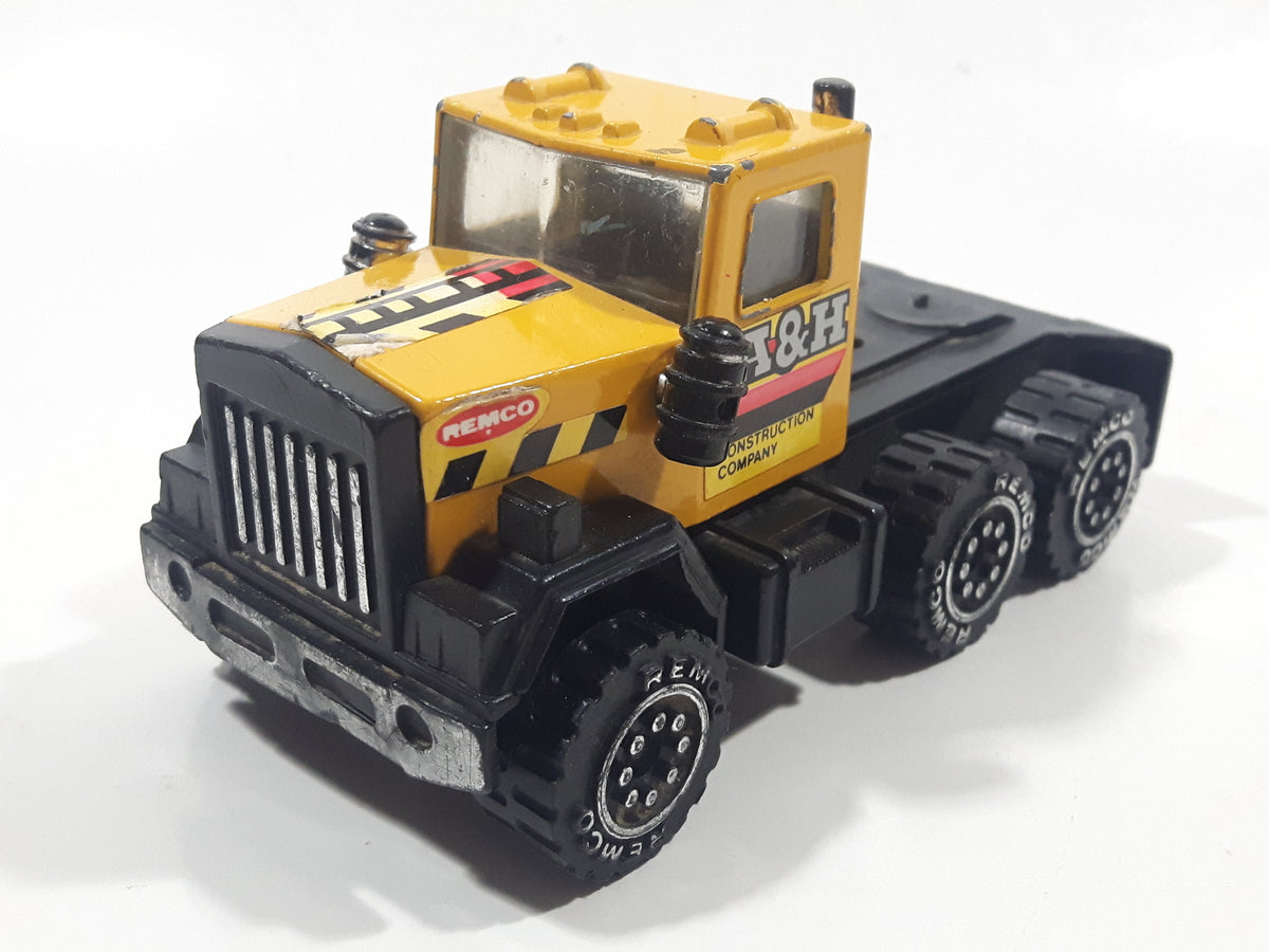 Vintage 1986 Remco Semi Tractor Truck A & H Construction Company Yello ...