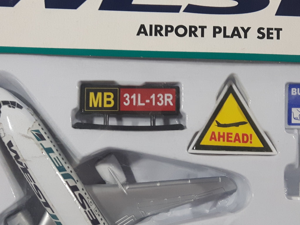 Daron RealToy No. RT7371 WestJet Airport Play Set Die Cast Toy Car Veh ...