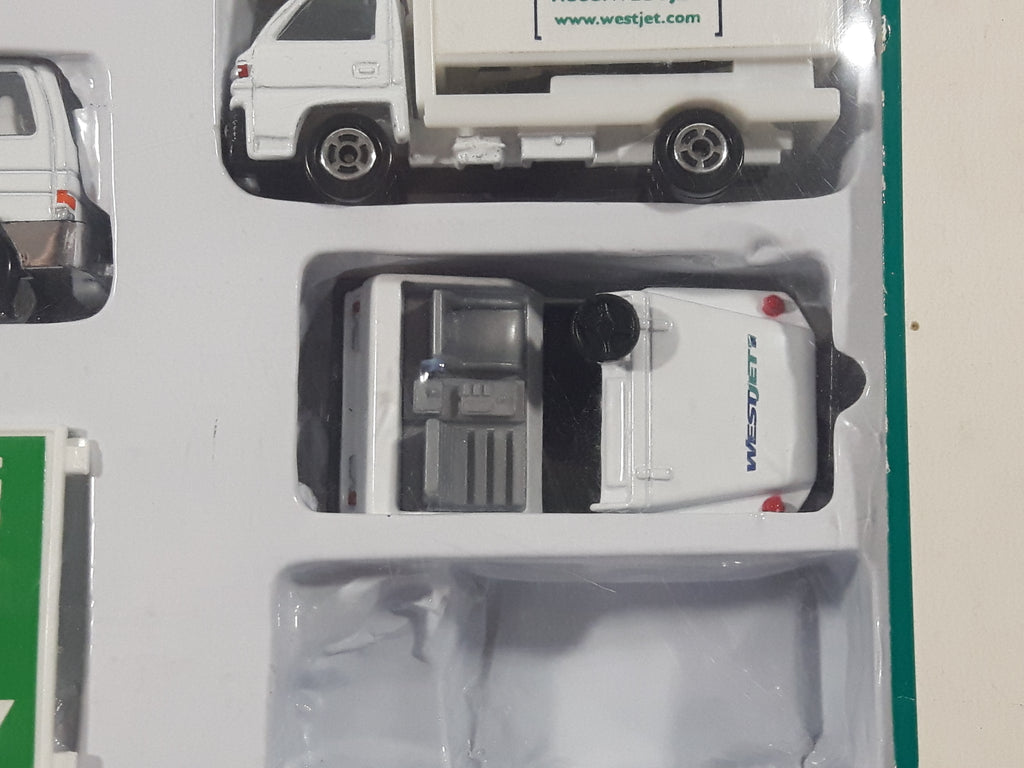 Daron RealToy No. RT7371 WestJet Airport Play Set Die Cast Toy Car Veh ...