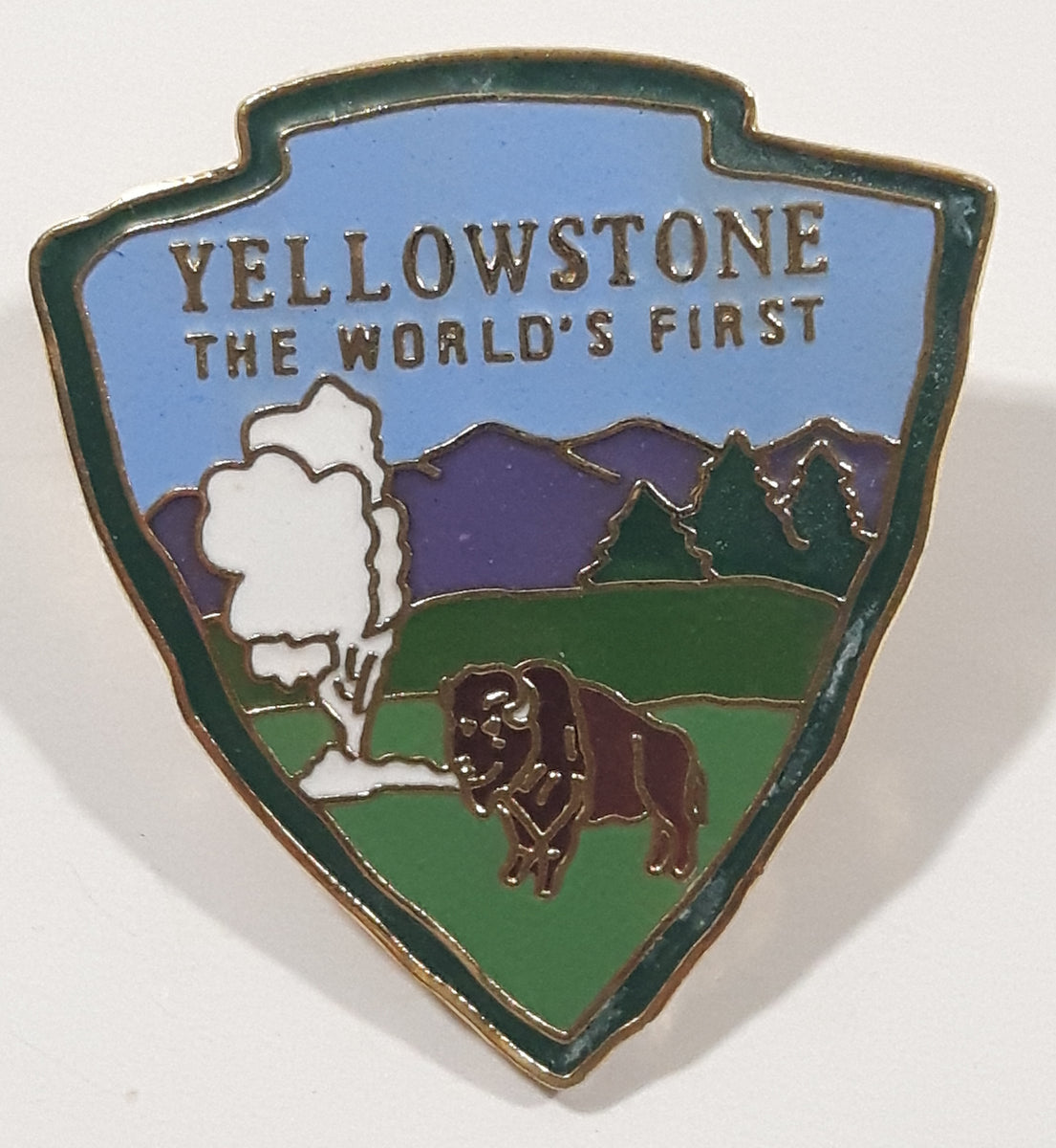Yellowstone The World's First 1 1/8" x 1 1/8" Enamel Metal Lapel Pin ...