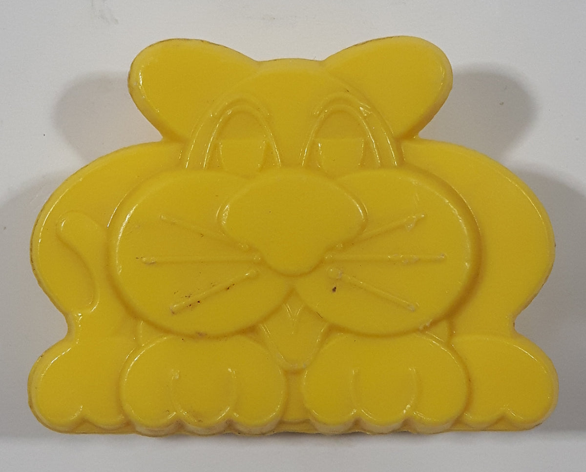 1987 Ritvik Mega Bloks 127 Yellow Cat Plastic Toy – Treasure Valley ...