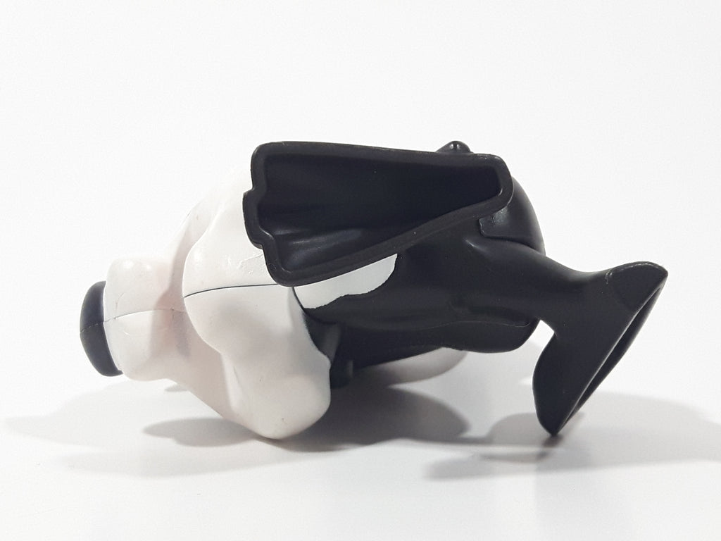 2020 McDonald's Looney Tunes Pepe Le Pew 2 1/2" Tall Plastic Toy Figur ...